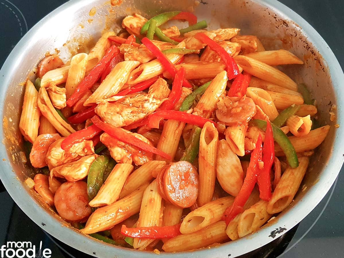 Spicy Cajun Chicken Pasta with Sausage - Mom Foodie