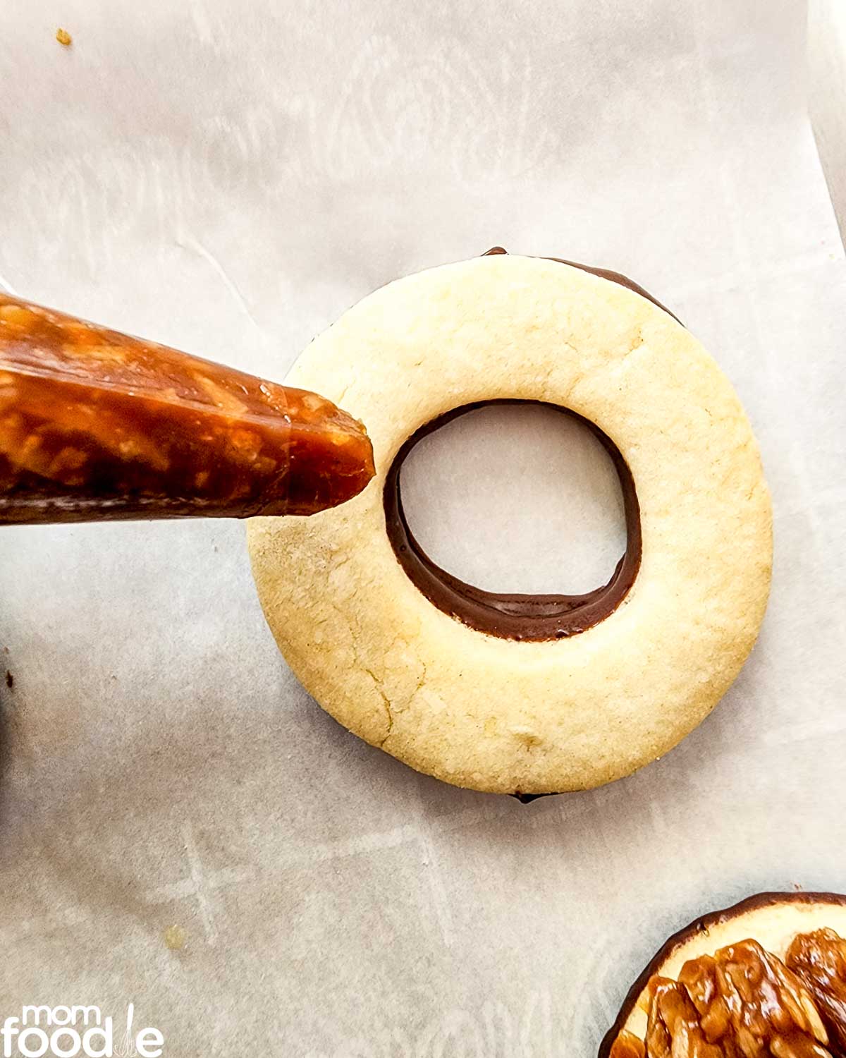 Samoas Cookies Recipe (Girl Scout Copycat) - Mom Foodie