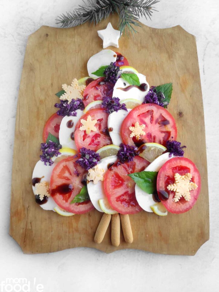 Christmas Caprese Salad - Mom Foodie
