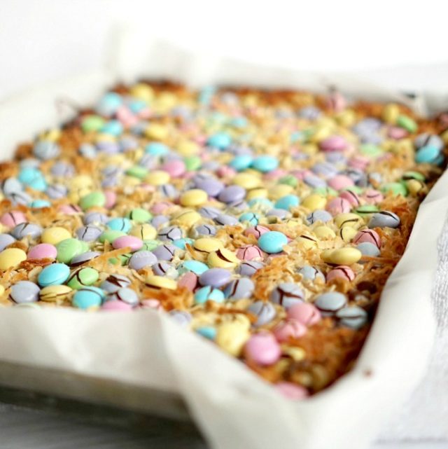 Easter Magic Cookie Bars - Mom Foodie