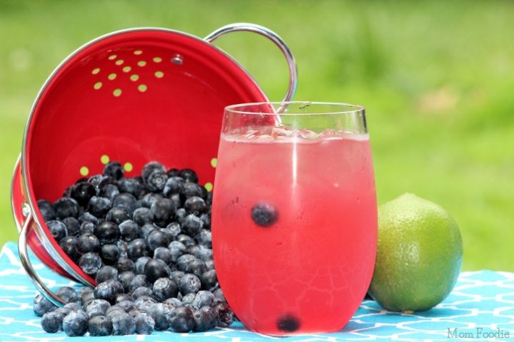 Jamaican Berry Breeze Cocktail Recipe (includes virgin version) - Mom ...