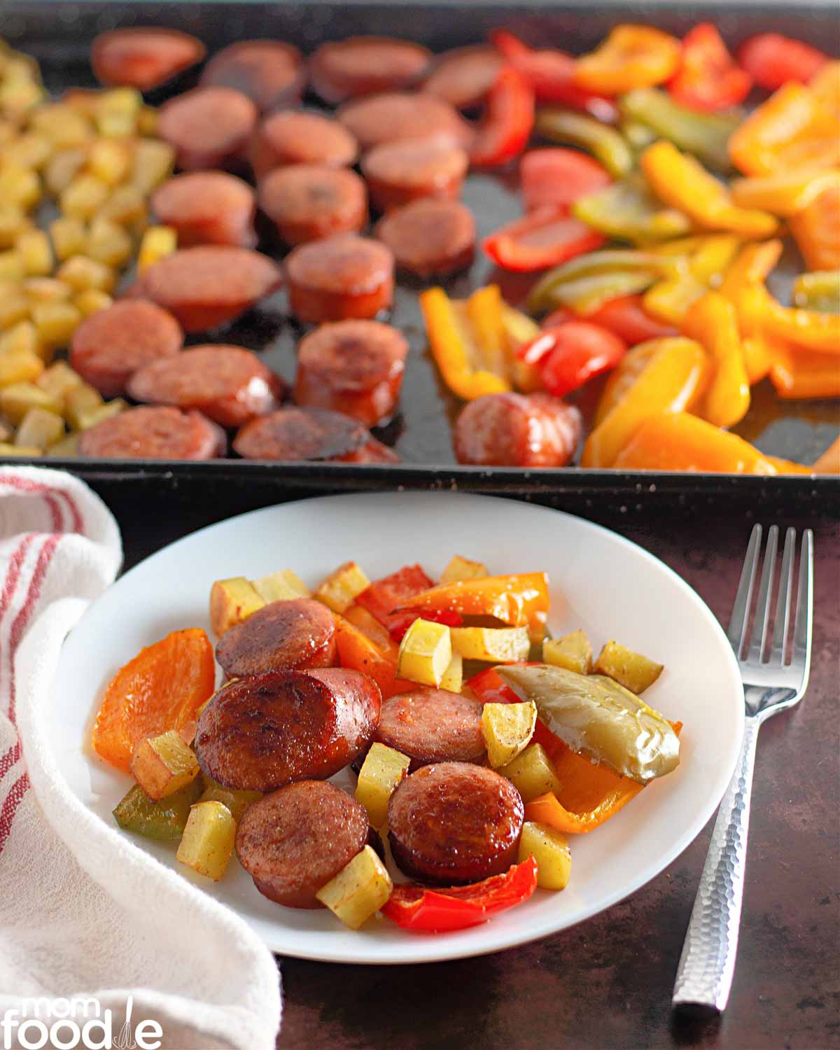 Kielbasa Sheet Pan Dinner Recipe - Mom Foodie