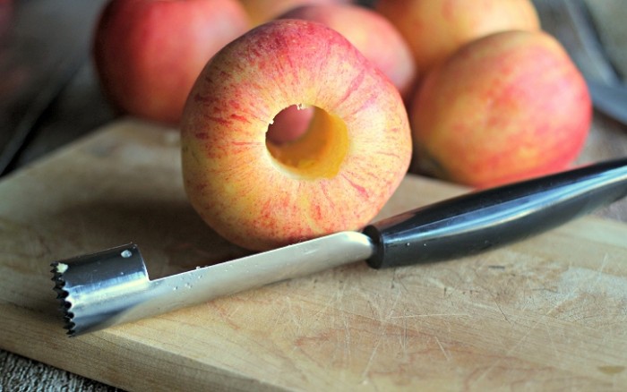 How to Make Oven Dried Apple Rings - Mom Foodie