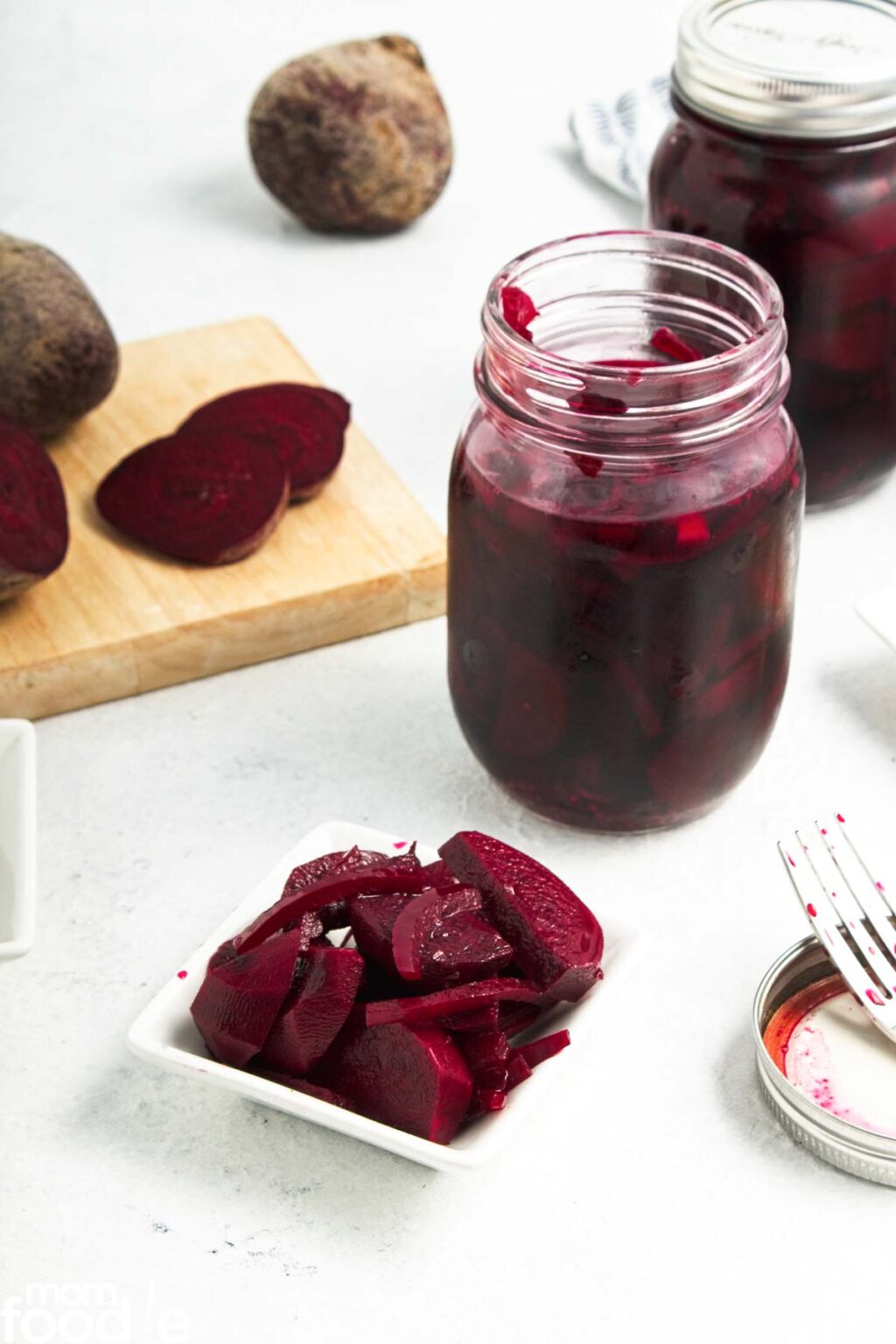 Refrigerator Pickled Beets Recipe - Mom Foodie
