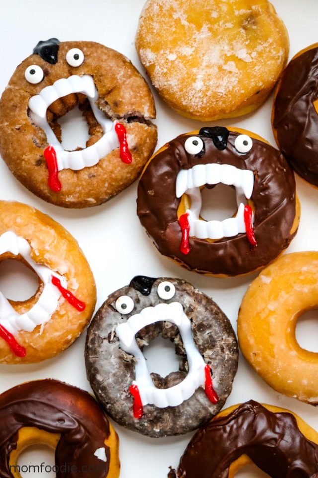 Vampire Donuts - Easy Halloween Treats! - Mom Foodie