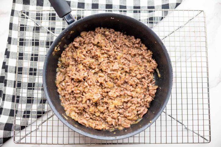 Char Siu Bao Recipe {Chinese Steamed Pork Buns} - Mom Foodie